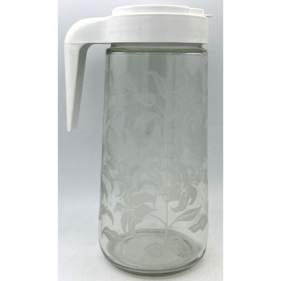 Art | Vintage Tang Glass Pitcher 1 Qt White Lily Flowers White Lid ...